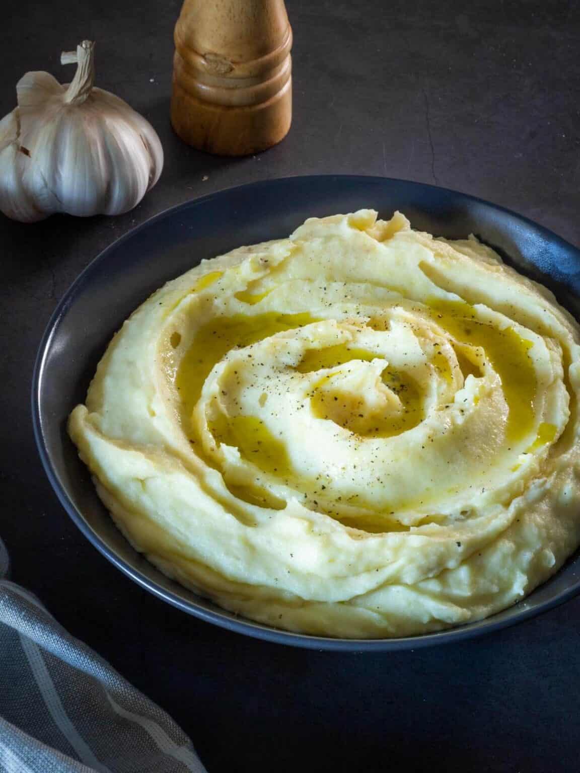 Plant-based Mashed Potatoes with Almond Milk