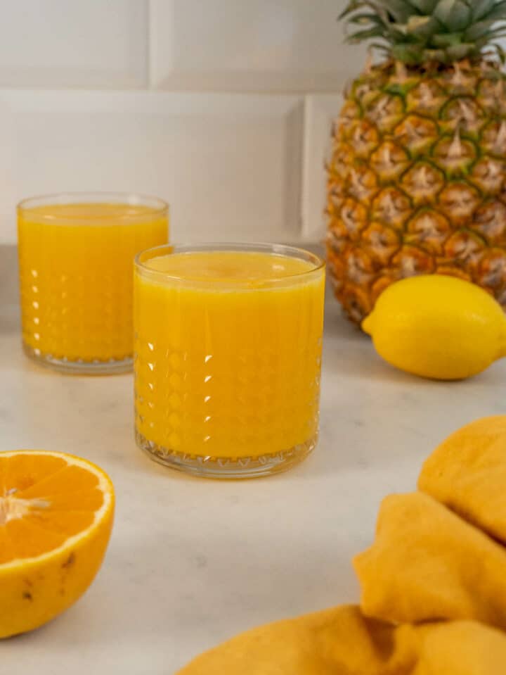 Golden Fresh Pineapple Ginger Juice | Our Plant-Based World Golden Fresh Pineapple Ginger Juice | Our Plant-Based World
