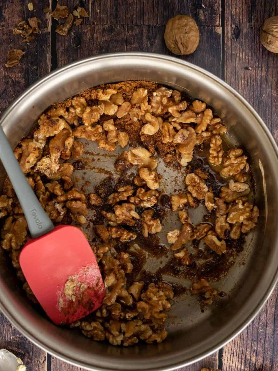 Brown Sugar Candied Walnuts for Christmas (10 mins + Vegan)