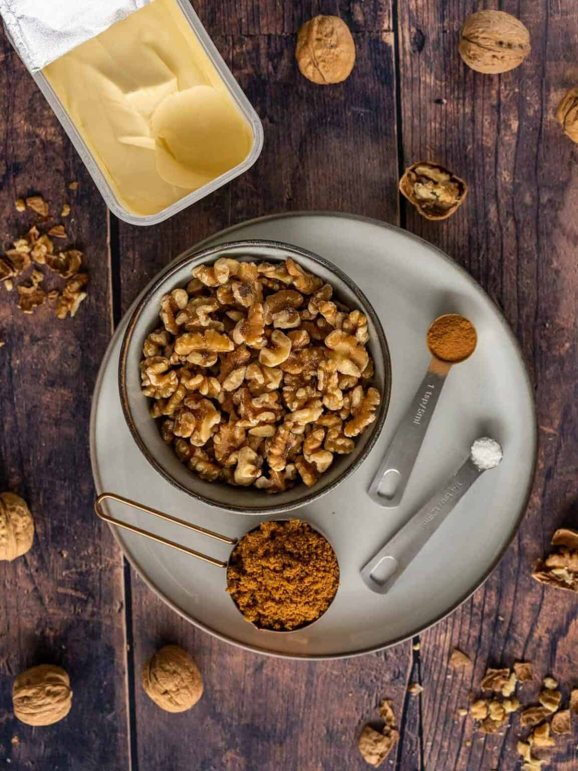 Brown Sugar Candied Walnuts for Christmas (10 mins + Vegan)