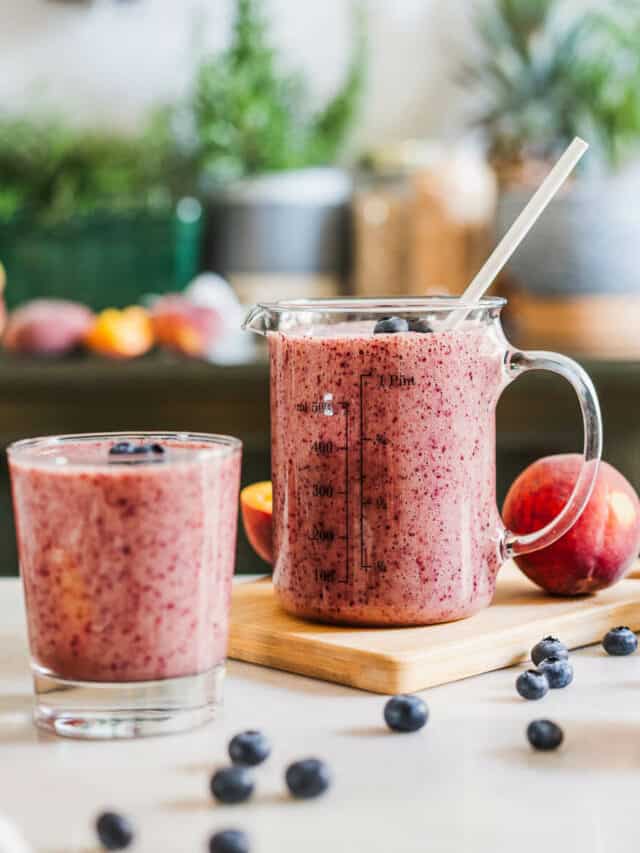 Energizing & Creamy Banana Matcha Green Tea Smoothie Recipe | Our Plant-Based World